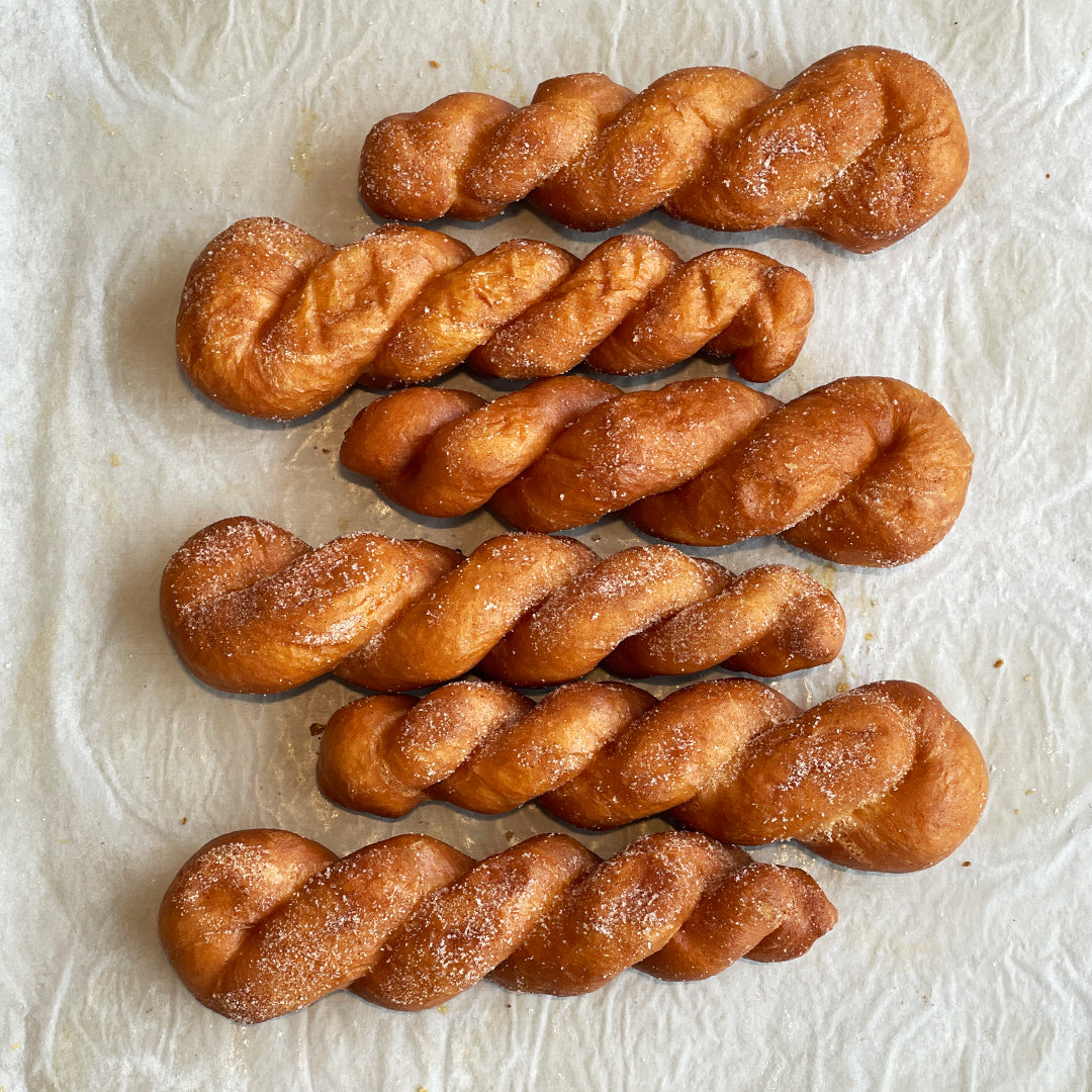 J14. Twisted Donut – D'avant Bakery